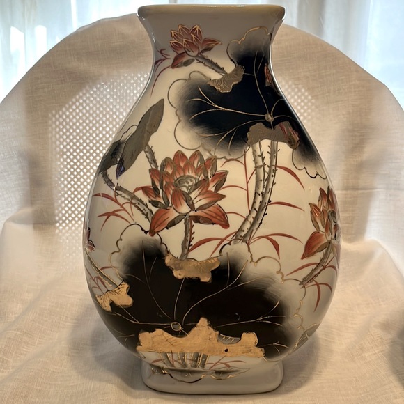 Source Unknown | Accents | Chinese Porcelain Lotus Vase Hand Painted ...
